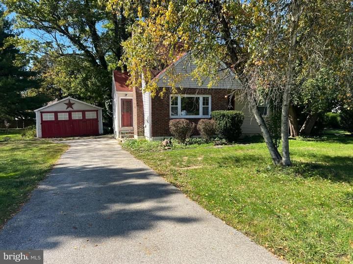 14 N Pennell Rd, Media, PA 19063