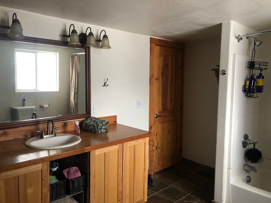 520 2nd St, North Powder, OR 97867