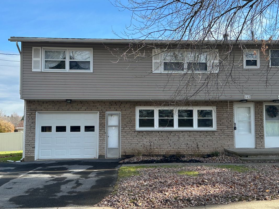 142 Throop Avenue, Auburn, NY 13021