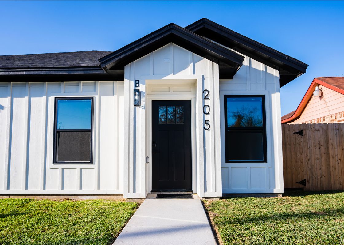 205 Bolden St, Houston, TX 77029