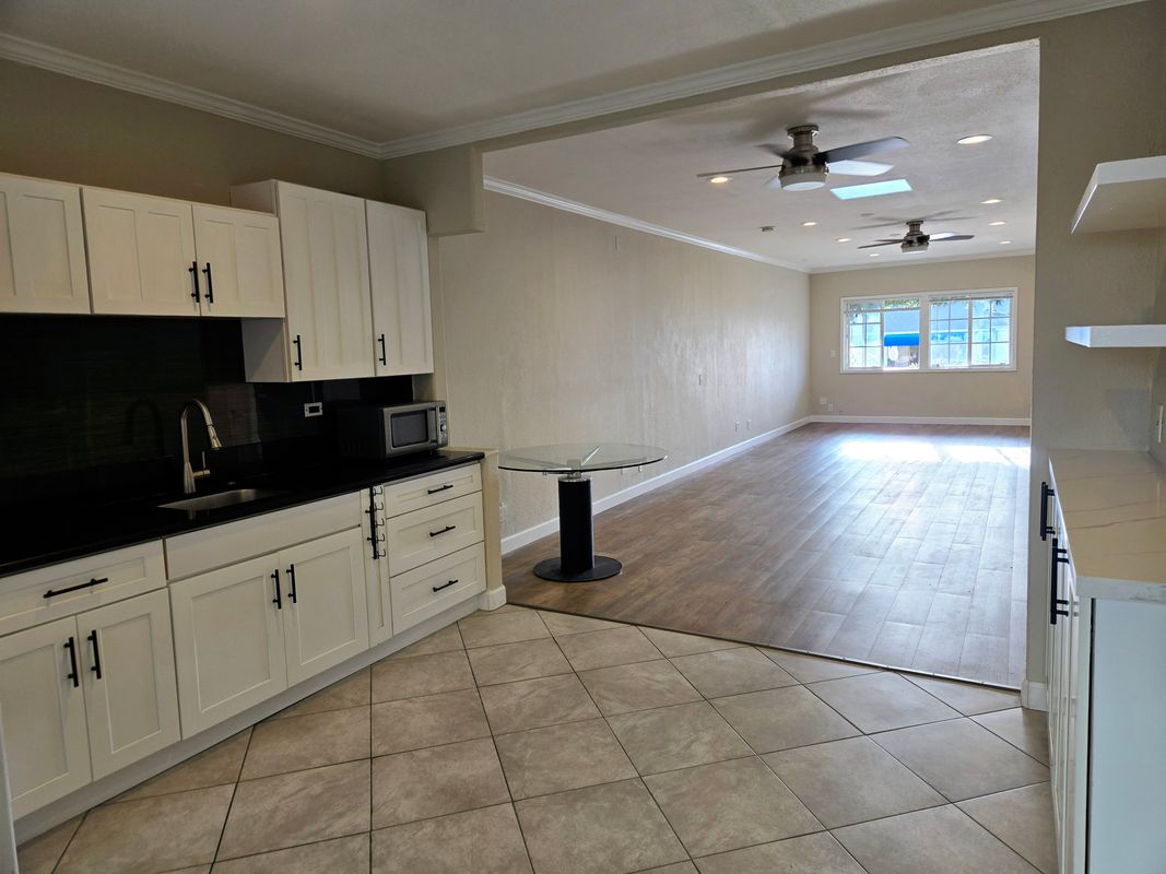 31658 Coast Highway, B, Laguna Beach, CA 92651