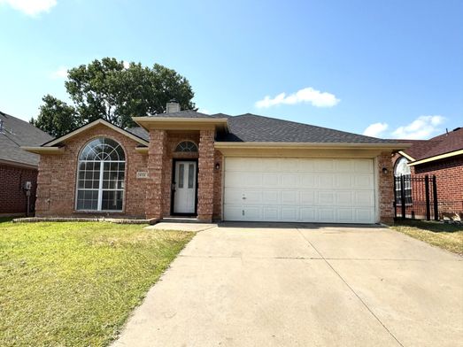 8732 San Joaquin Trail, Fort Worth, TX 76118 | RentSpree